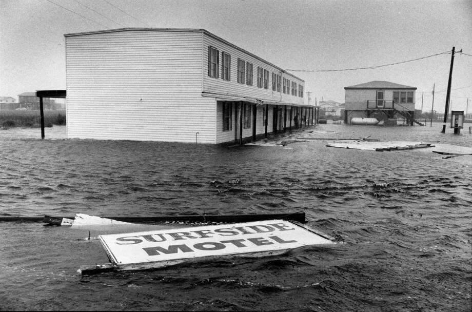 Hurricane Alicia thumped the Houston area 32 years ago - Houston Chronicle