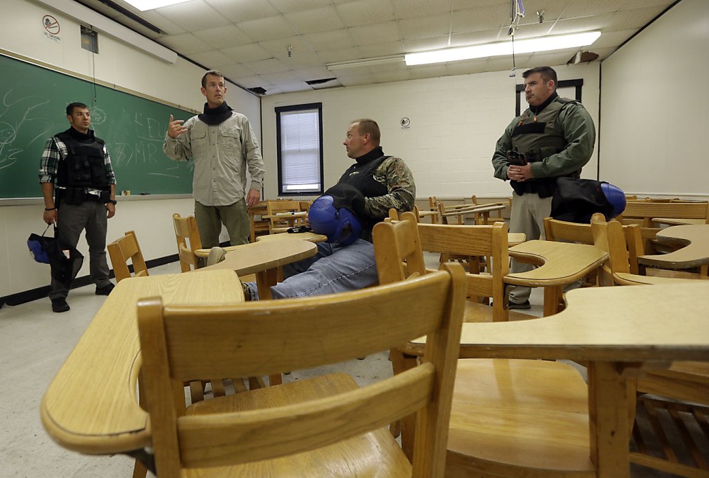 FBI trains police in mass-shooting response