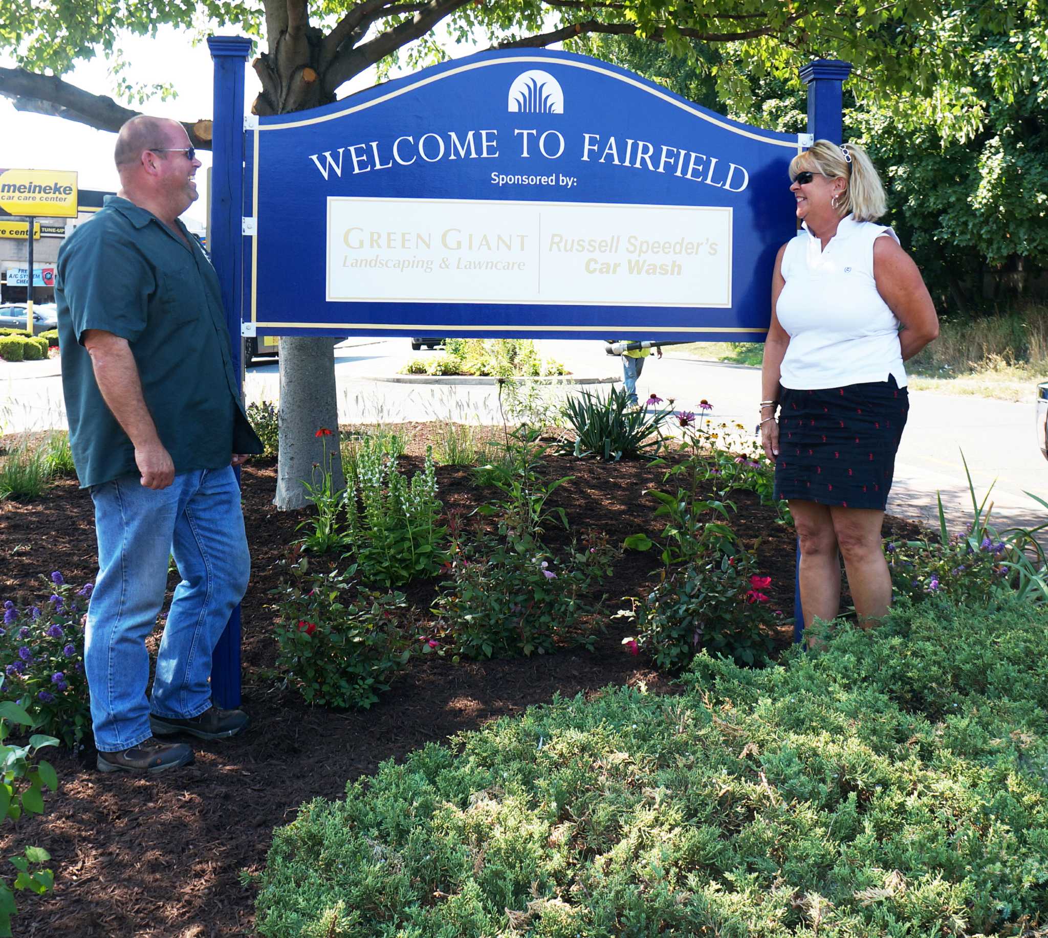 Woman overcomes bureaucratic thicket to spruce up overgrown traffic islands