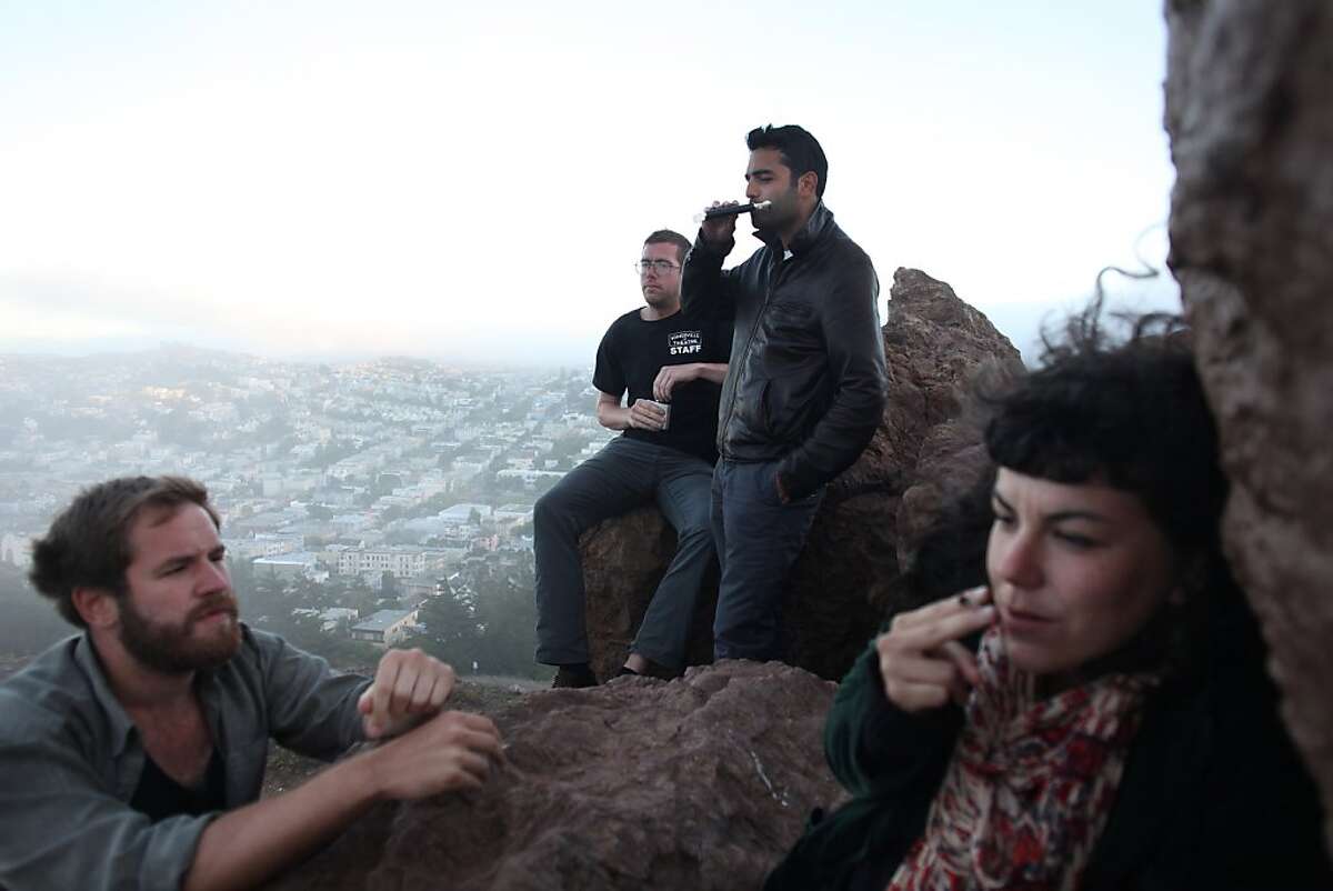 Randall Museum, Corona Heights: urban families