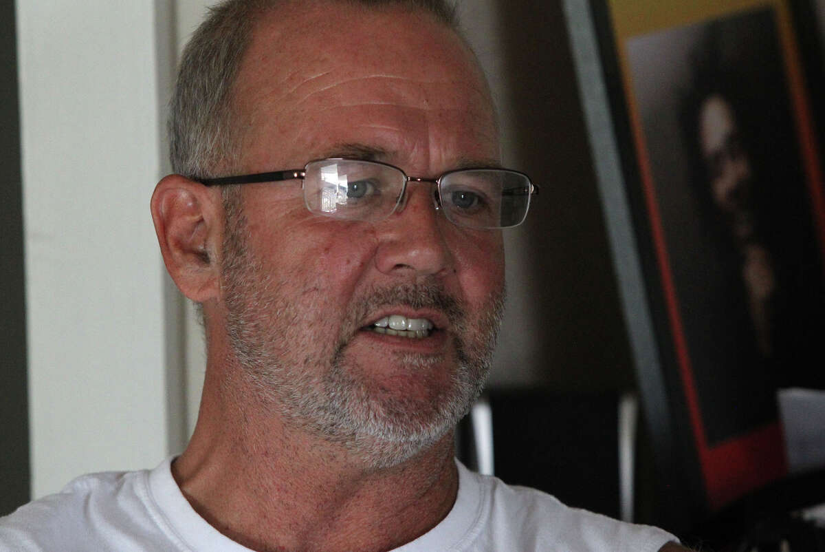 Scientology suit moving too slow for judge