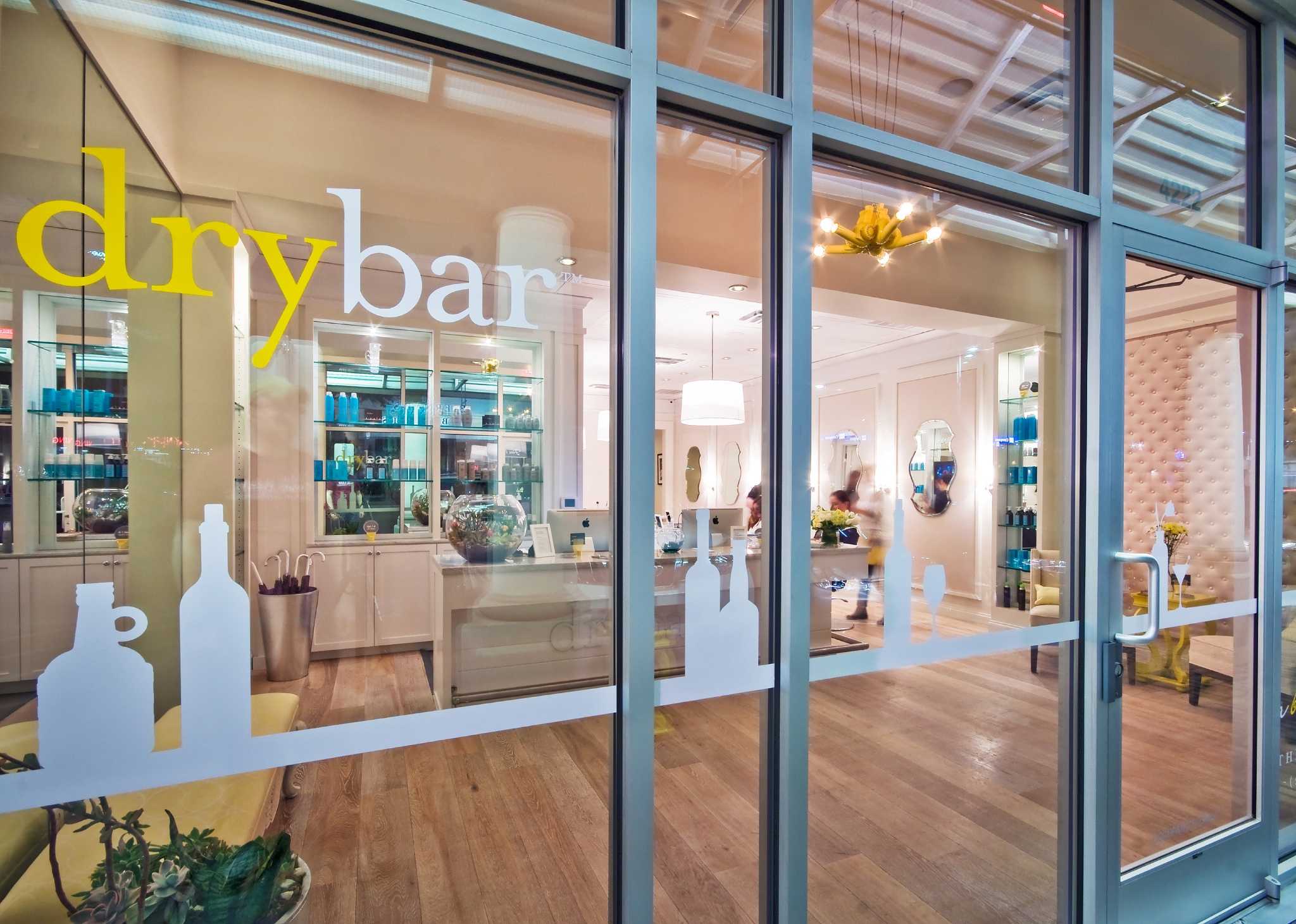 Drybar hair salon opening in Stamford this week