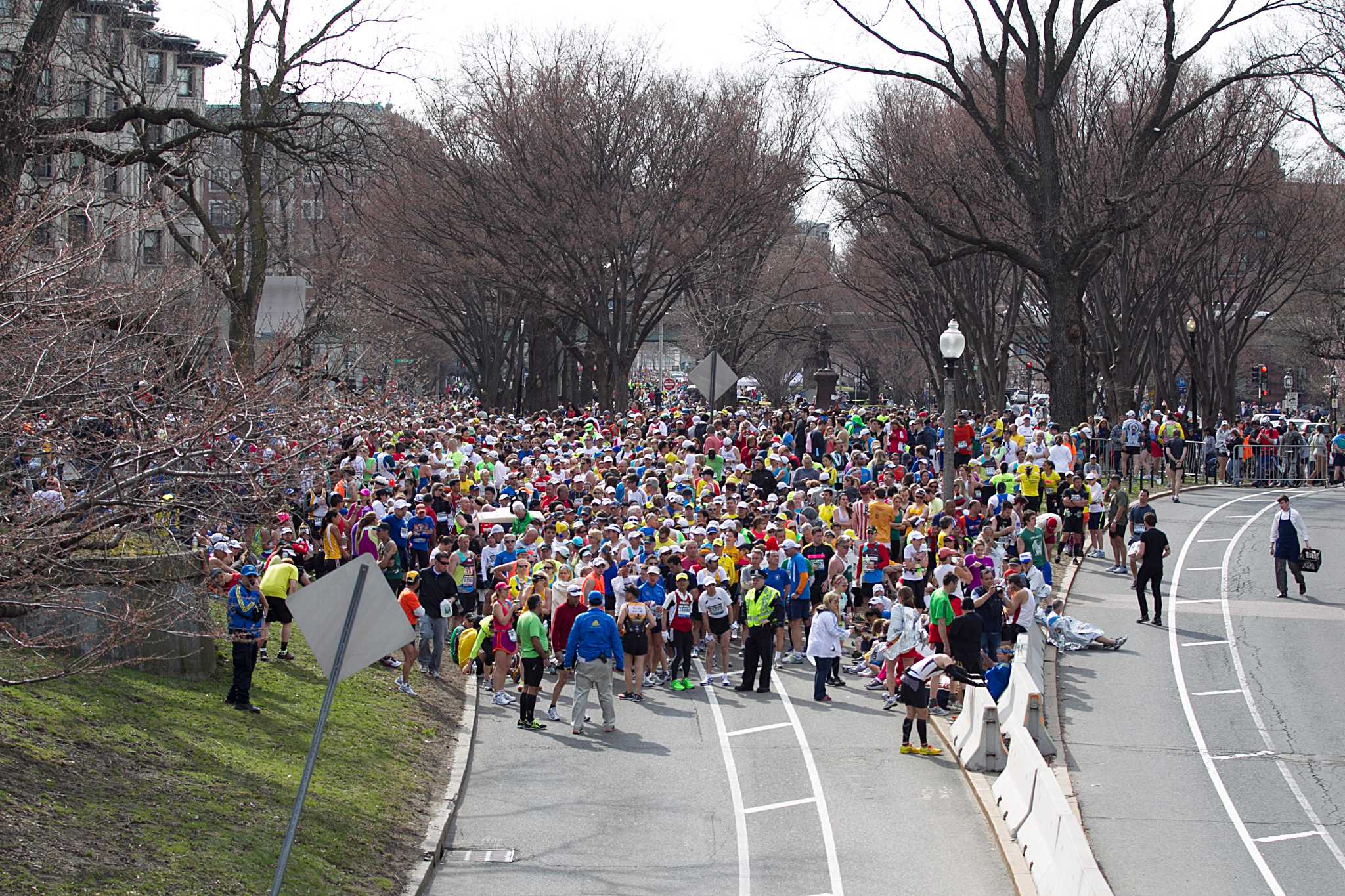Running notebook: Marathoners get another shot at Boston