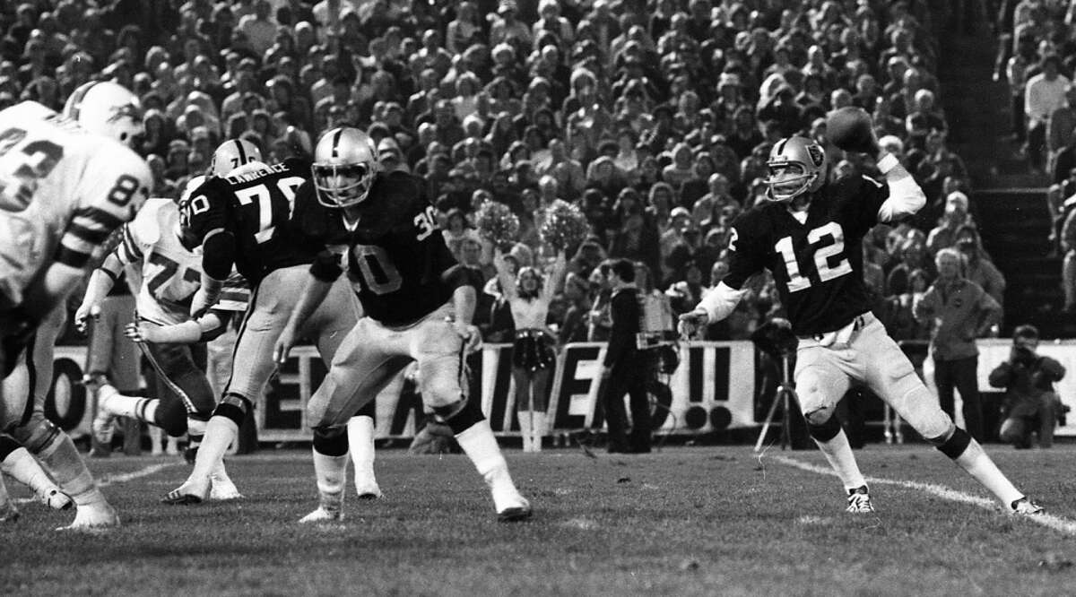 Ex-Raiders QB Kenny Stabler dead at 69