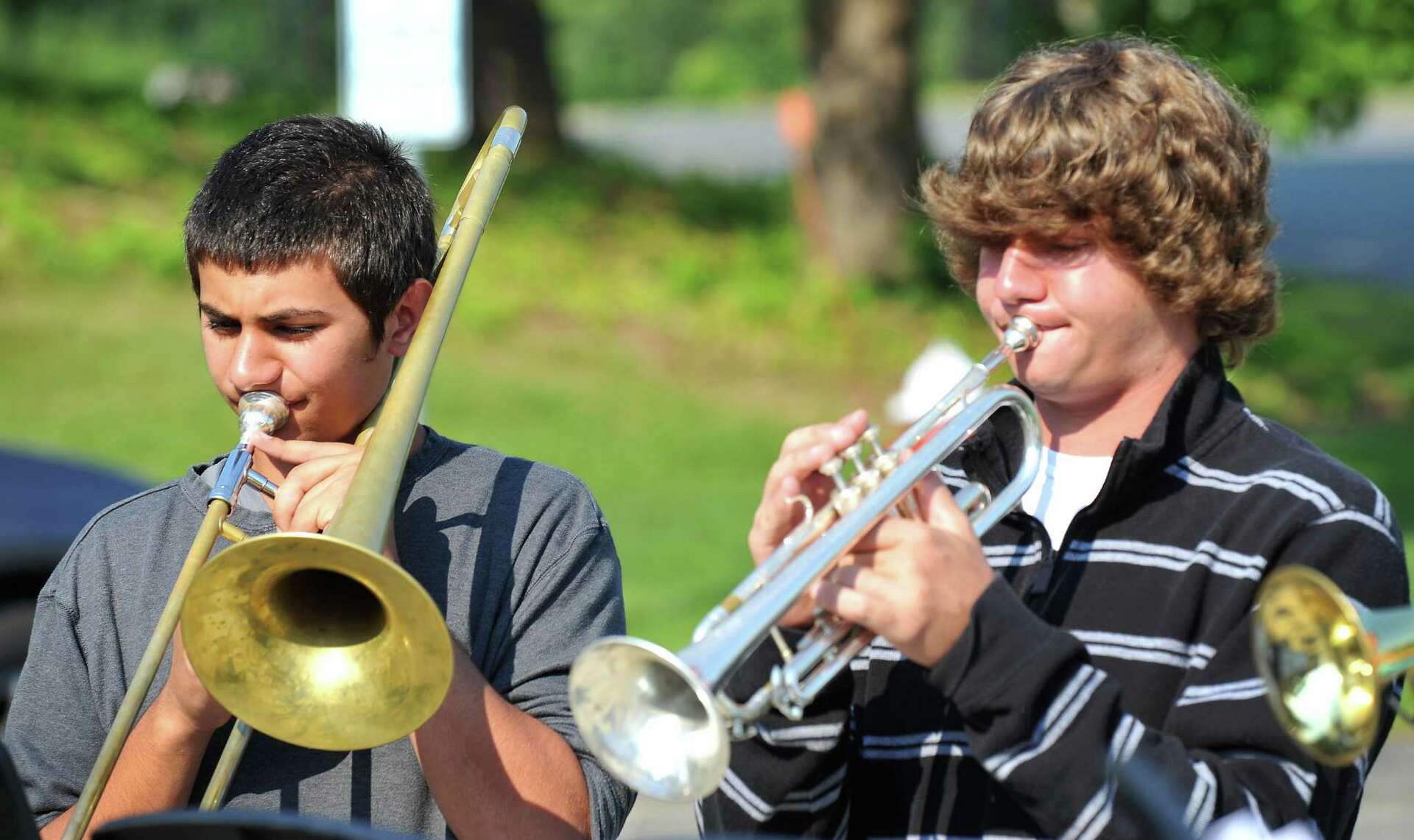 Twin musicians picked for national band