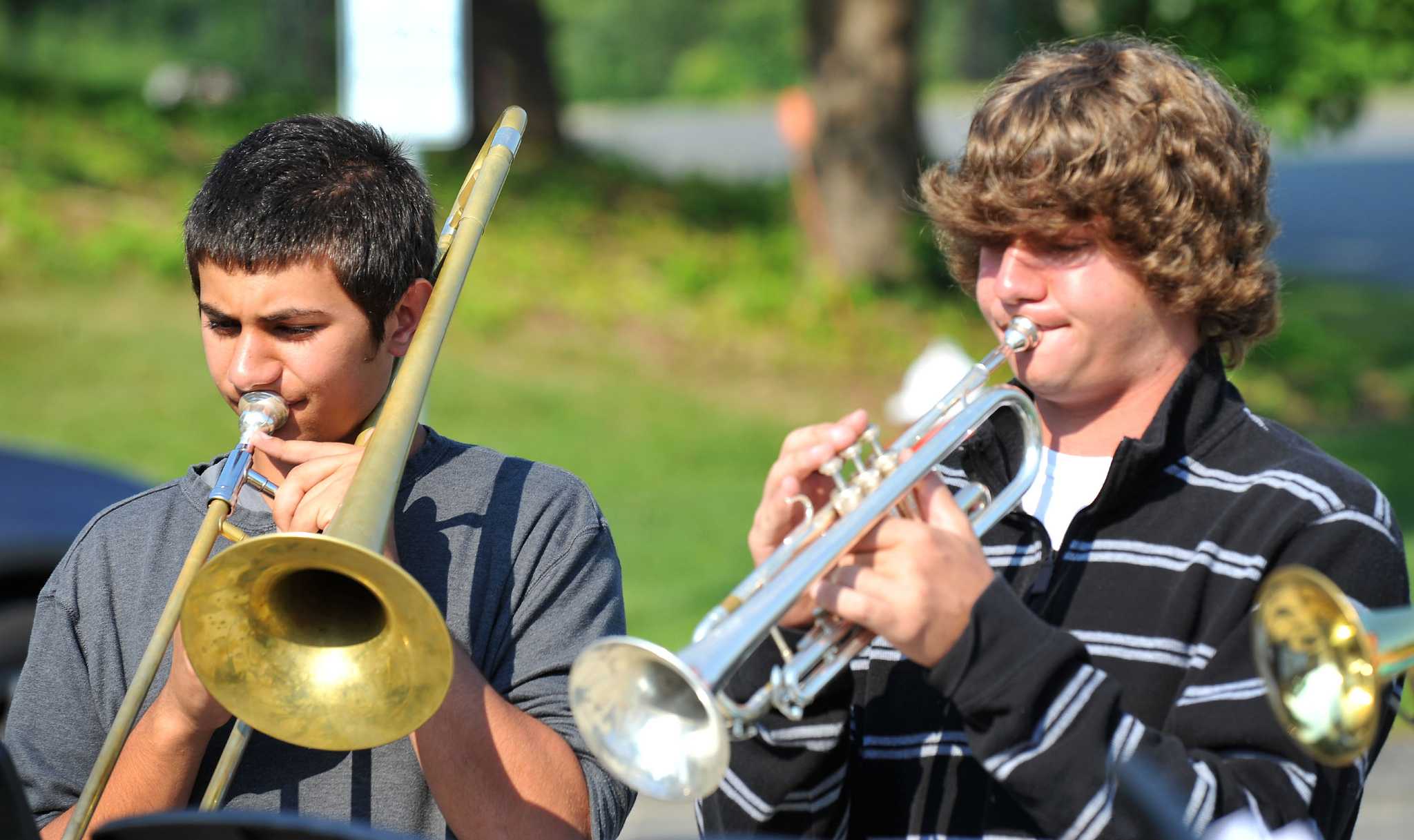 Twin musicians picked for national band