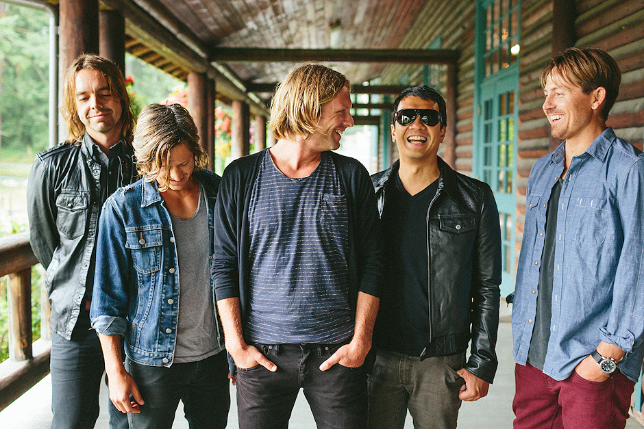 Switchfoot gives fans backstage look at band