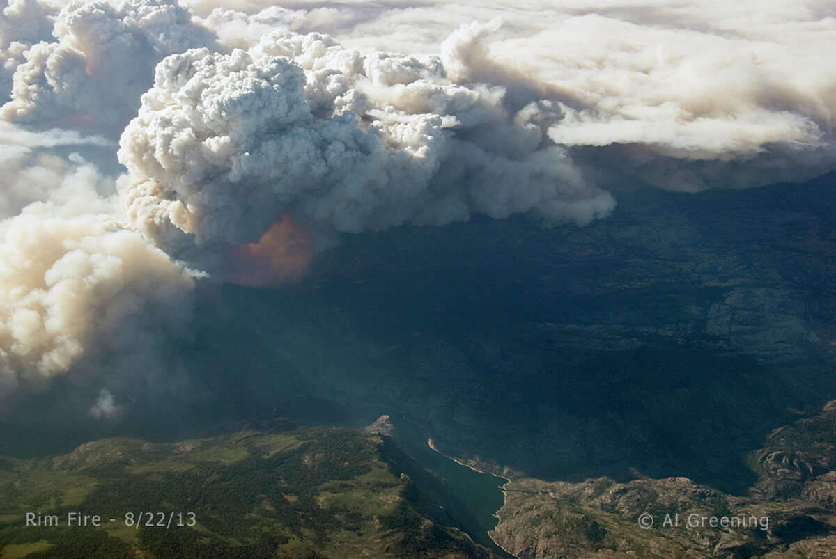 Groveland breathes easier as Rim Fire moves east