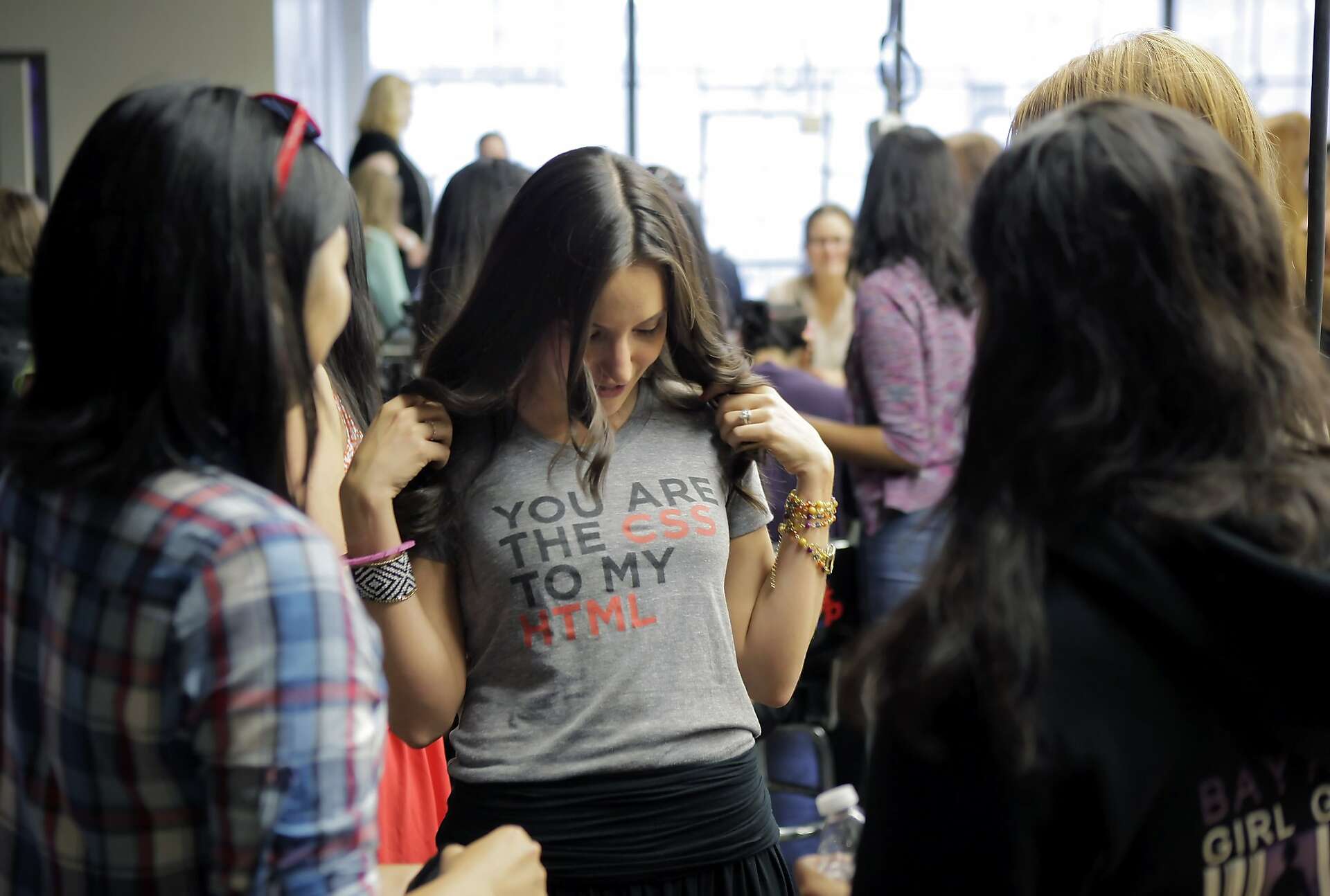 Tech women find opportunities in Girl Geek Dinners