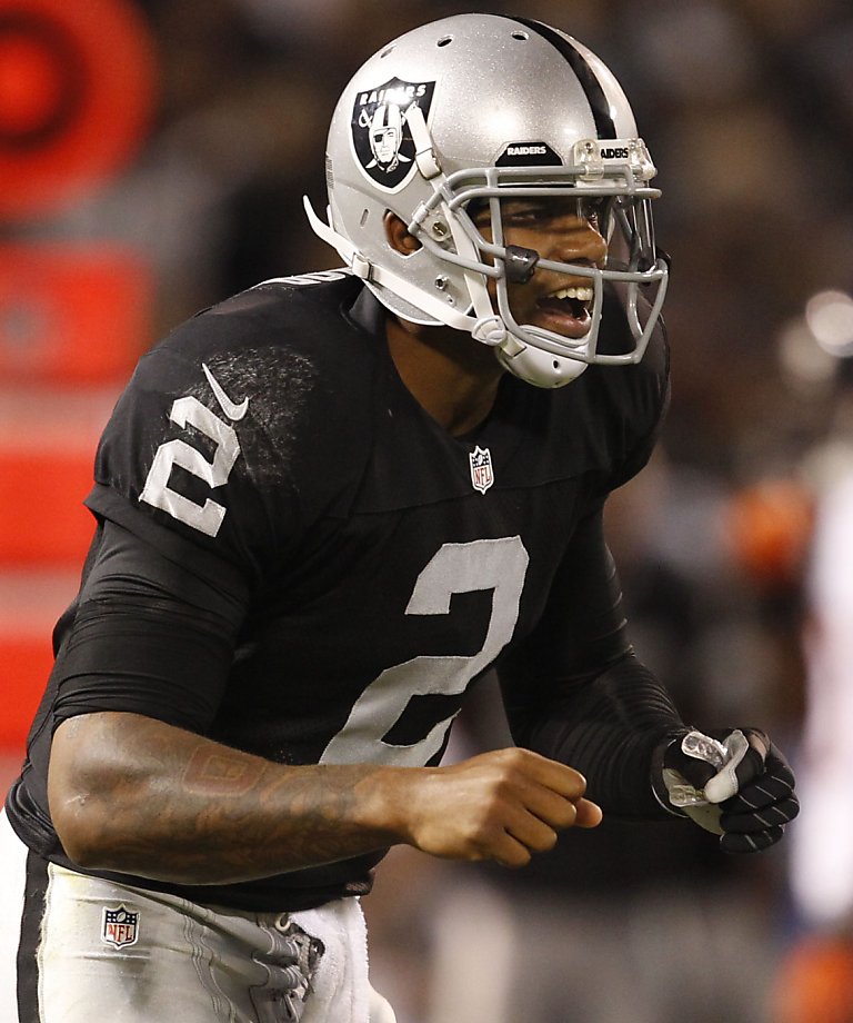 Despite loss, Pryor sharp with 2 TDs