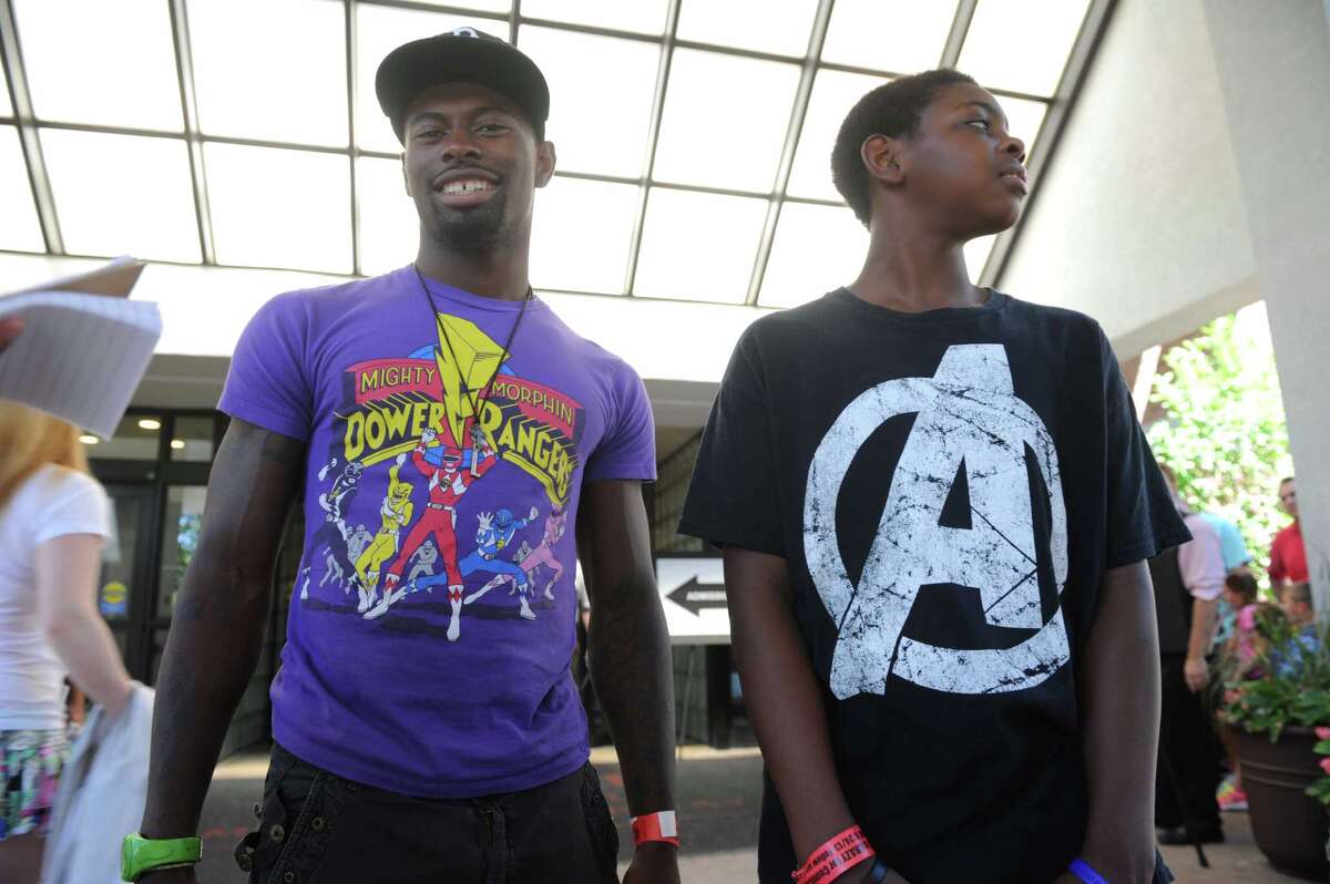 Fourth annual ComicCONN gets hero's welcome