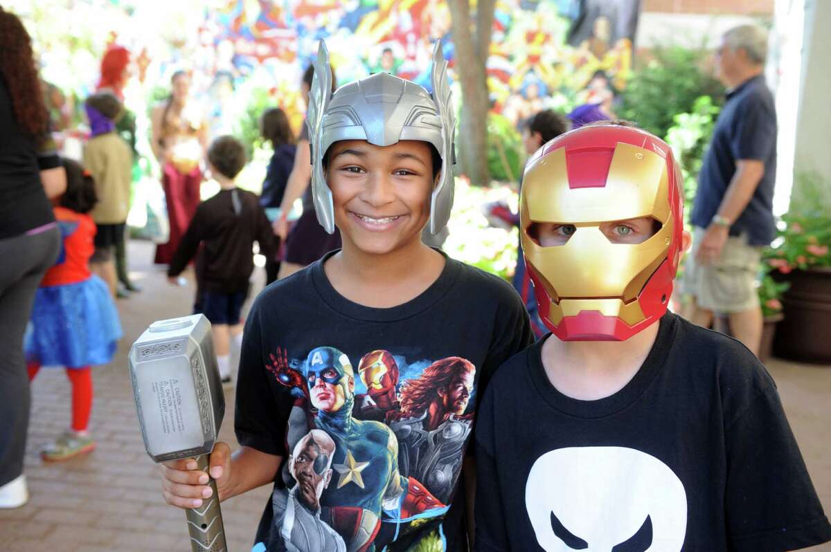 Fourth annual ComicCONN gets hero's welcome