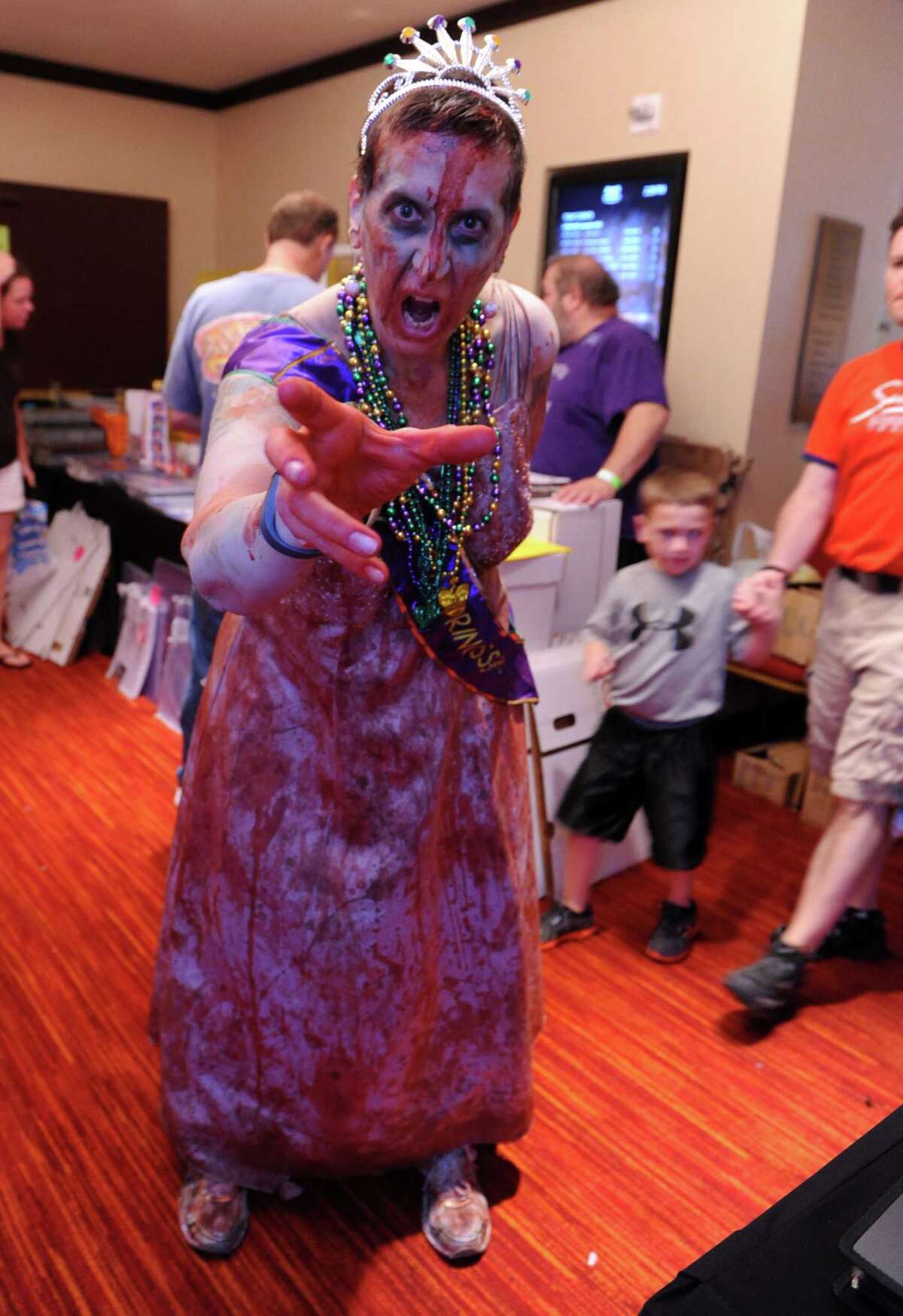 Fourth annual ComicCONN gets hero's welcome