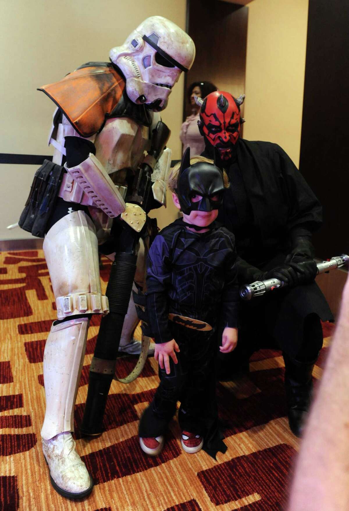 Fourth annual ComicCONN gets hero's welcome