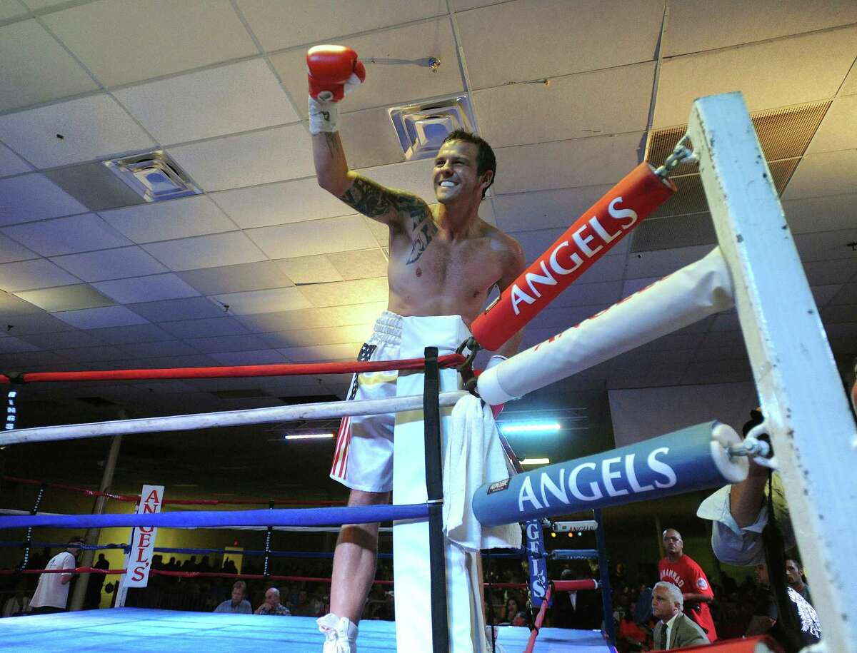 S.A. lightweight stays unbeaten