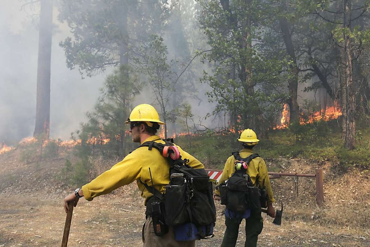 Yosemite fire threatens towns, S.F.'s reservoir