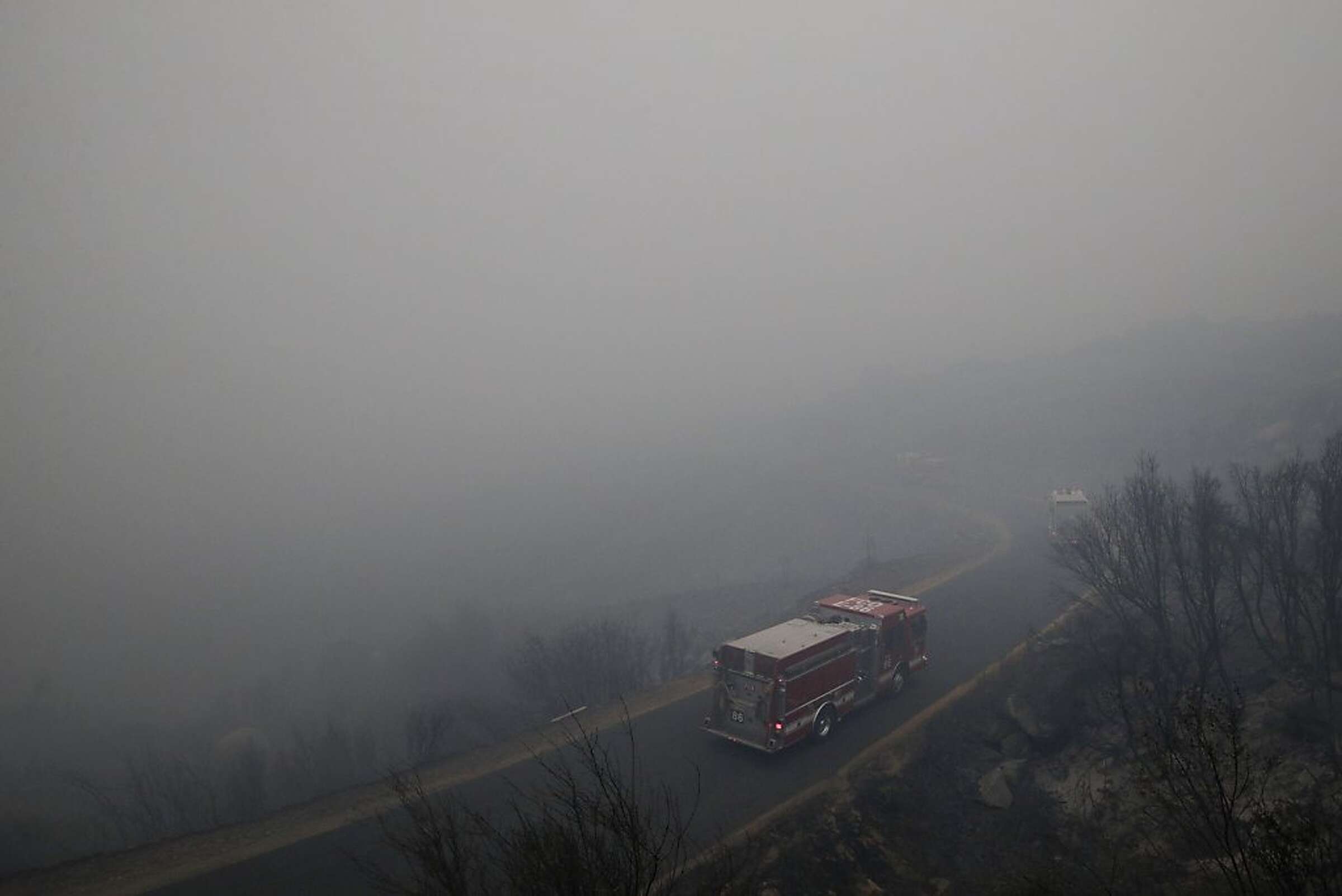 Yosemite fire threatens towns, S.F.'s reservoir