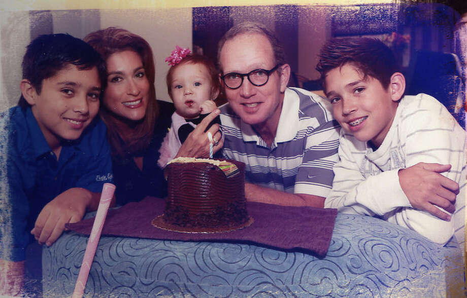 An expectant Lucero: Fourth child is a boy - San Antonio Express-News