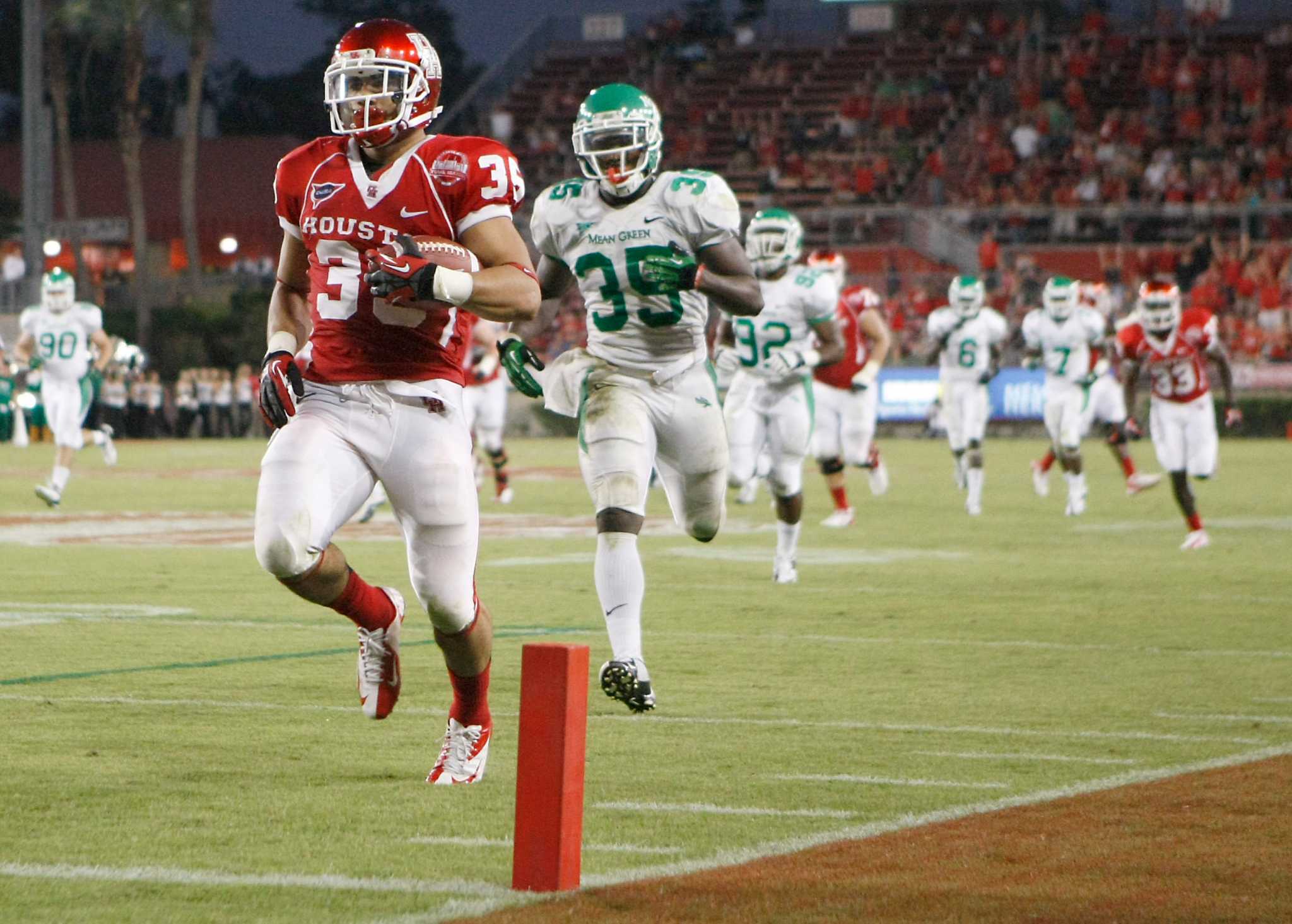 UH season preview: Key questions and games to watch