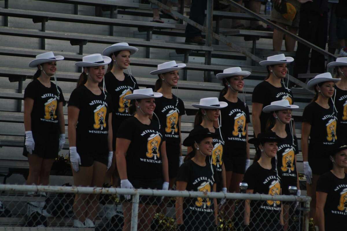 Gallery: Nederland Bulldogs Pep Rally