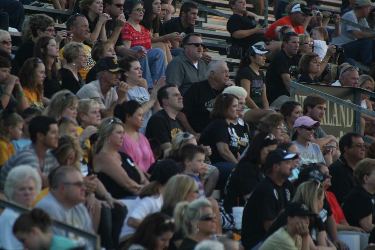 Gallery: Nederland Bulldogs Pep Rally