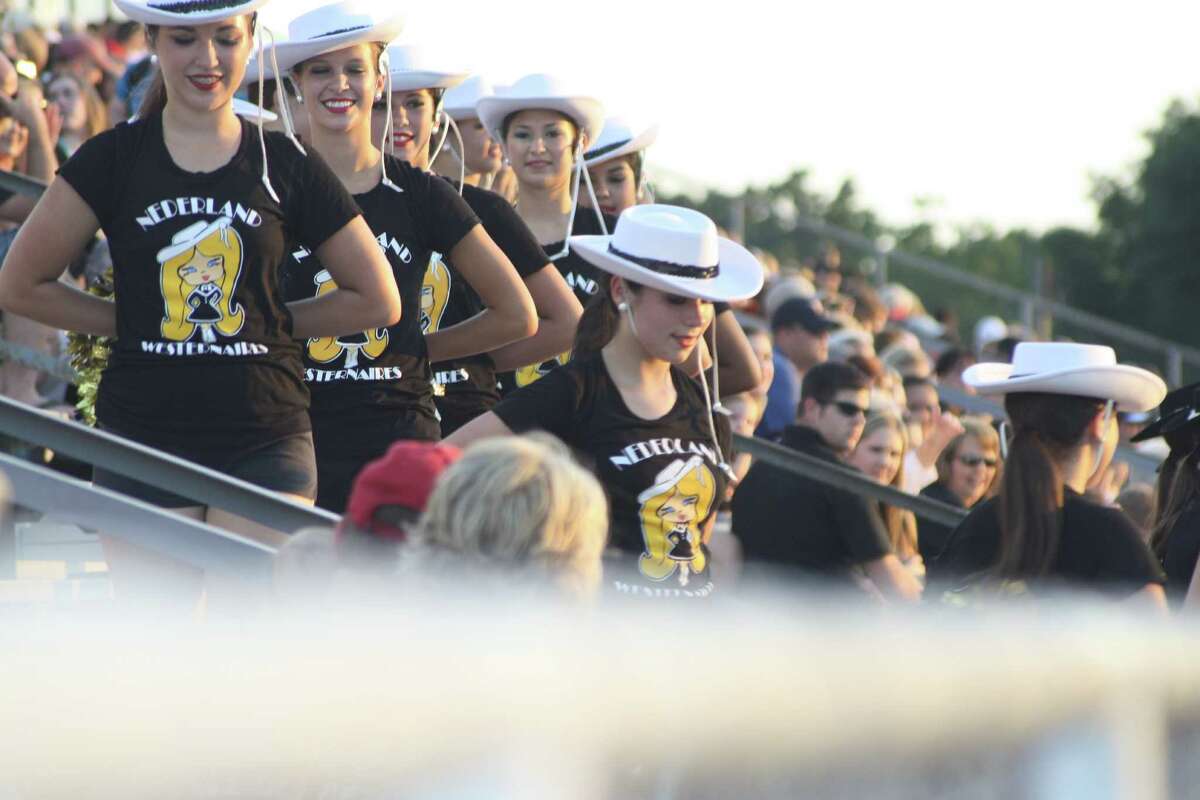 Gallery: Nederland Bulldogs Pep Rally