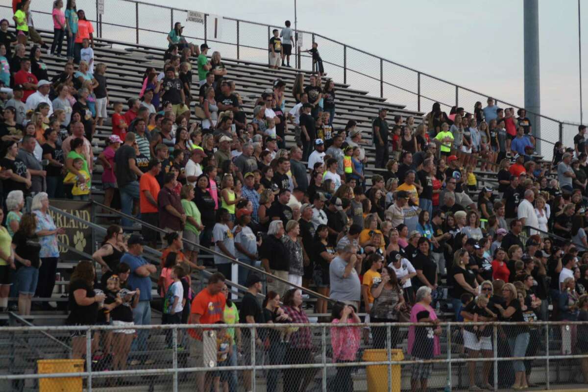 Gallery: Nederland Bulldogs Pep Rally