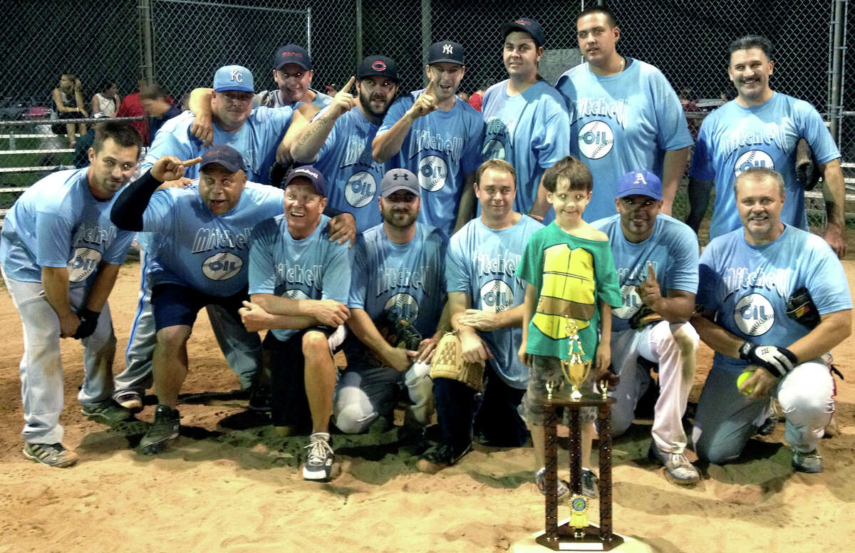 Modern Plumbing reigns in men's softball