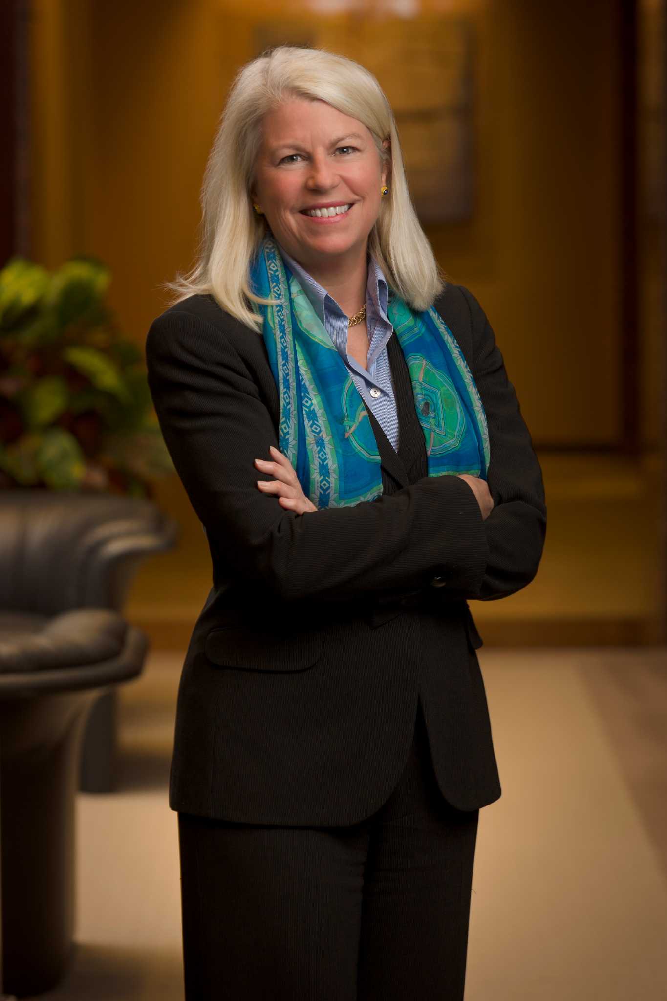 Marathon Oil's chief financial officer, Janet Clark, to retire