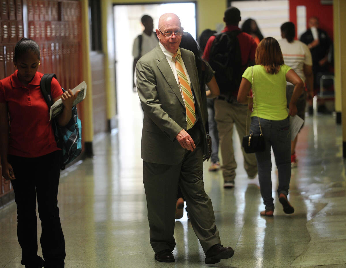 Report: Connecticut needs to pay more for education