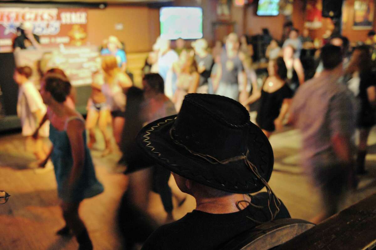 A country dancing experience in Danbury