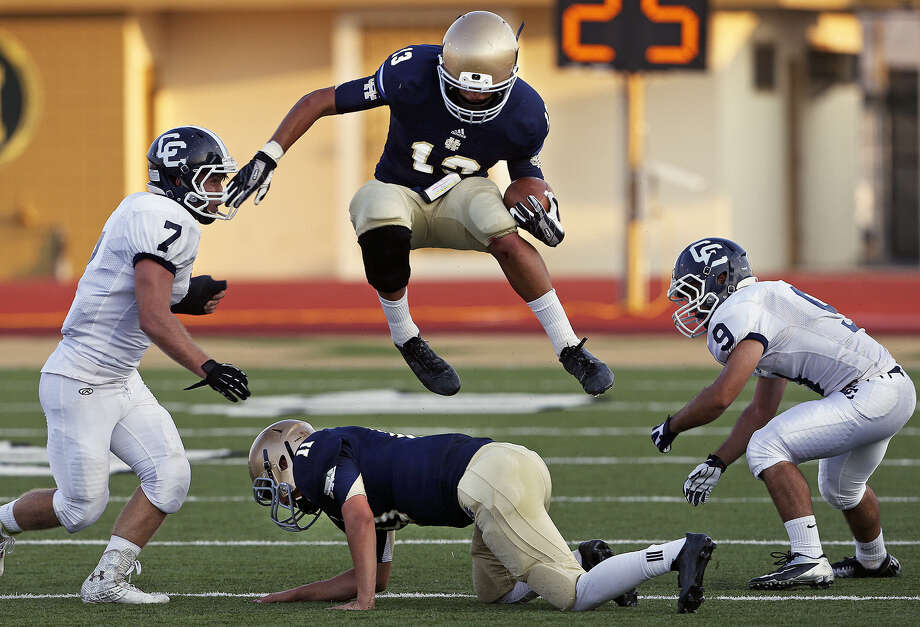 Rivalry newcomer makes big difference for Knights - San Antonio Express ...