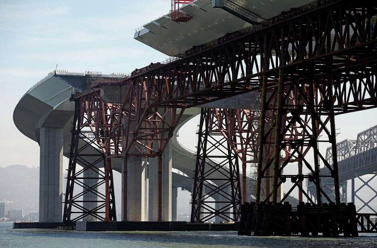 Striking photos show the Bay Bridge under construction