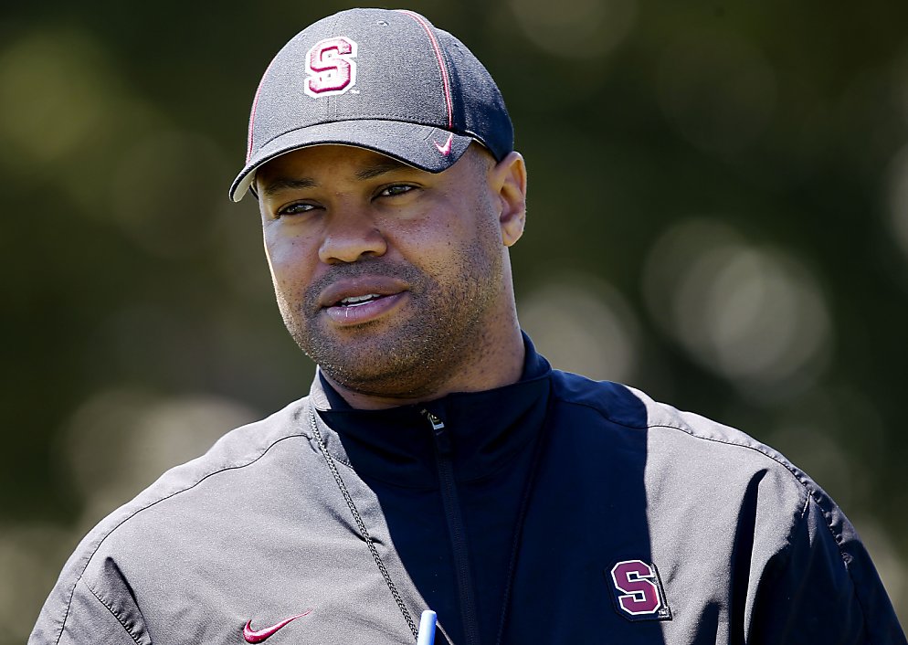 Stanford coach pushes team toward success