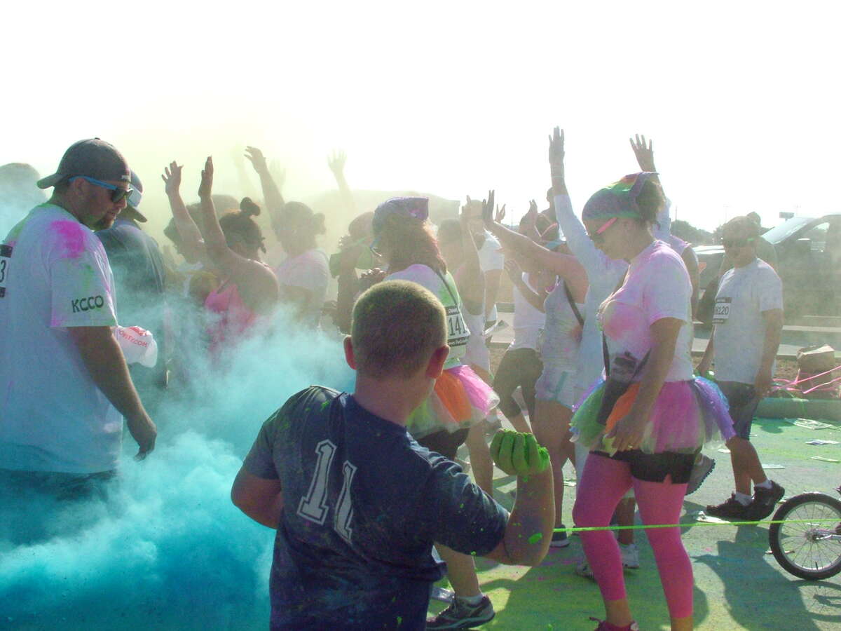 Move It: Color Vibe 5K run