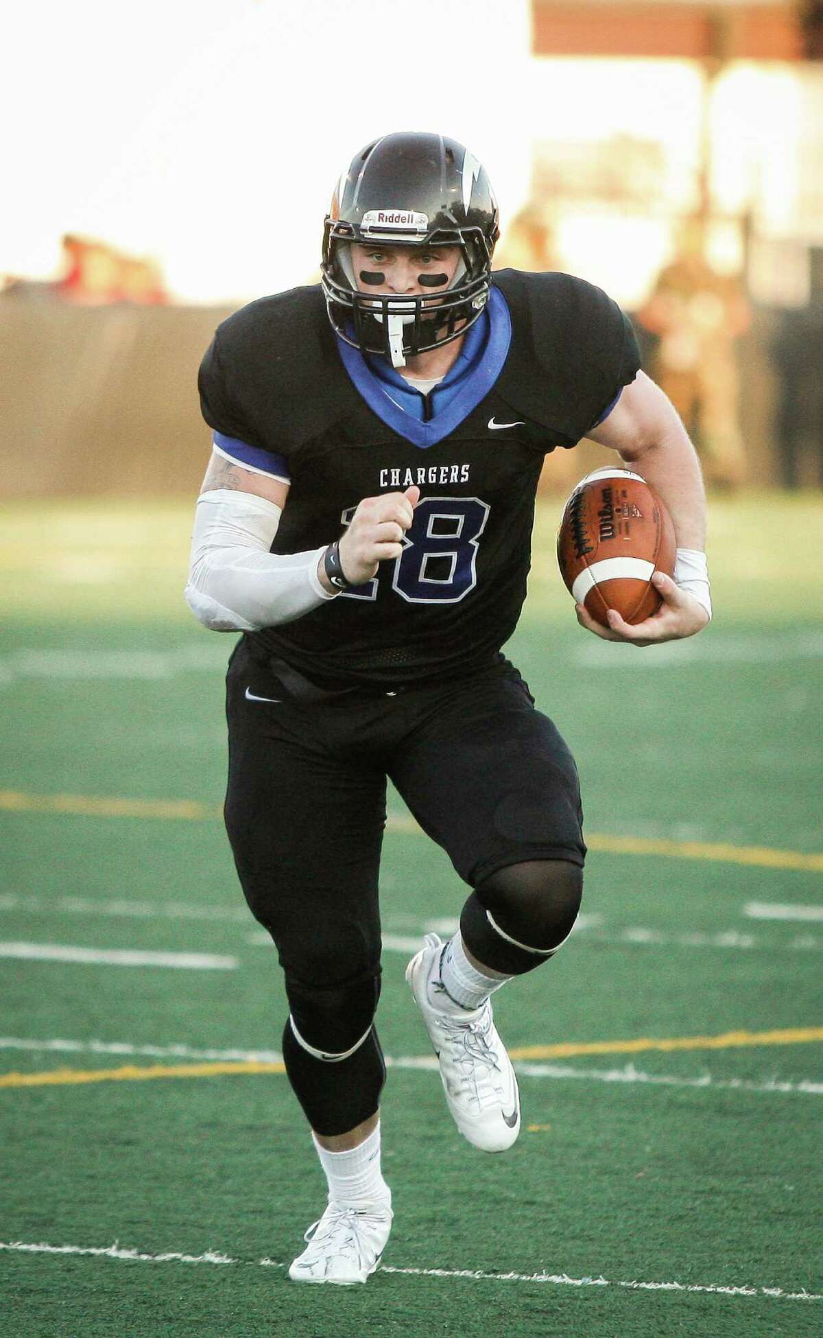 Memorial's rushing attack paces win over Stratford