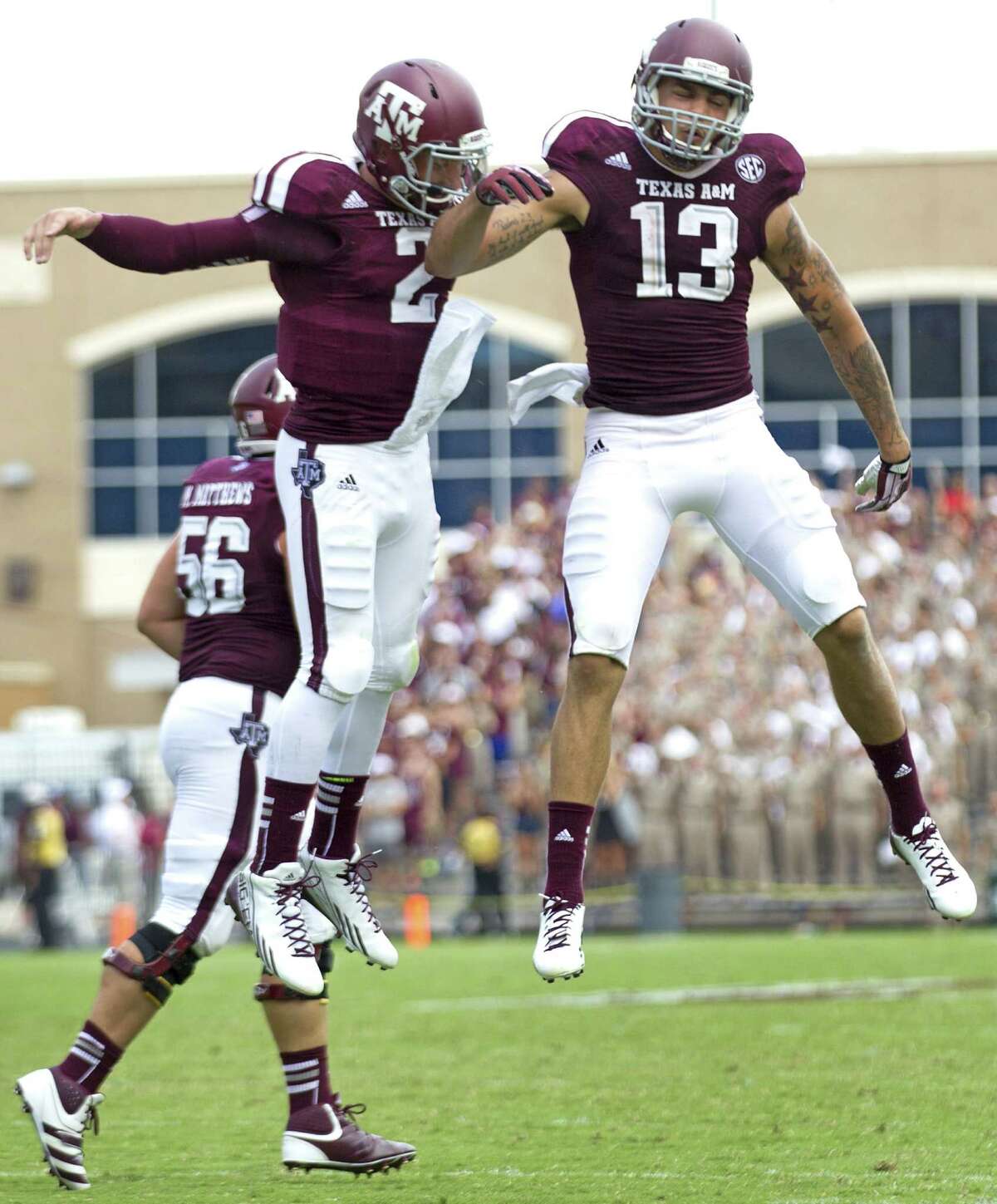 Fiery start for Johnny Manziel, Aggies