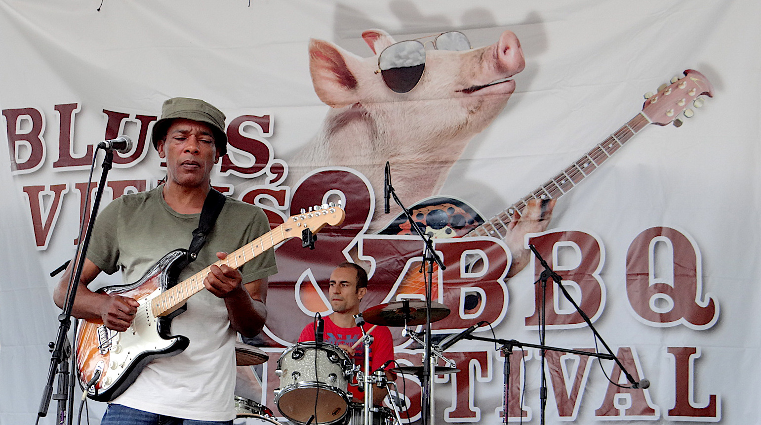 Rip-roarin' fun: Ribs and riffs sizzle at Blues, Views & BBQ