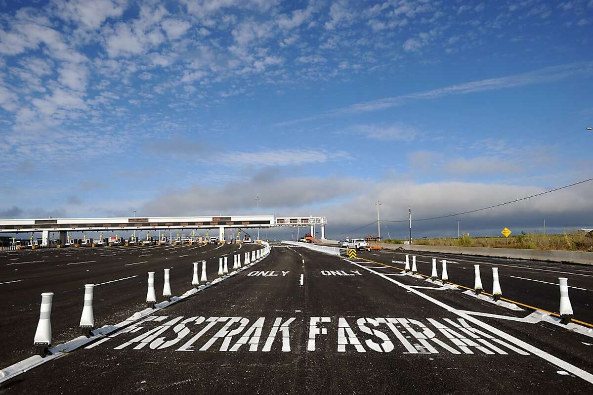 Bay Bridge eastern span opens