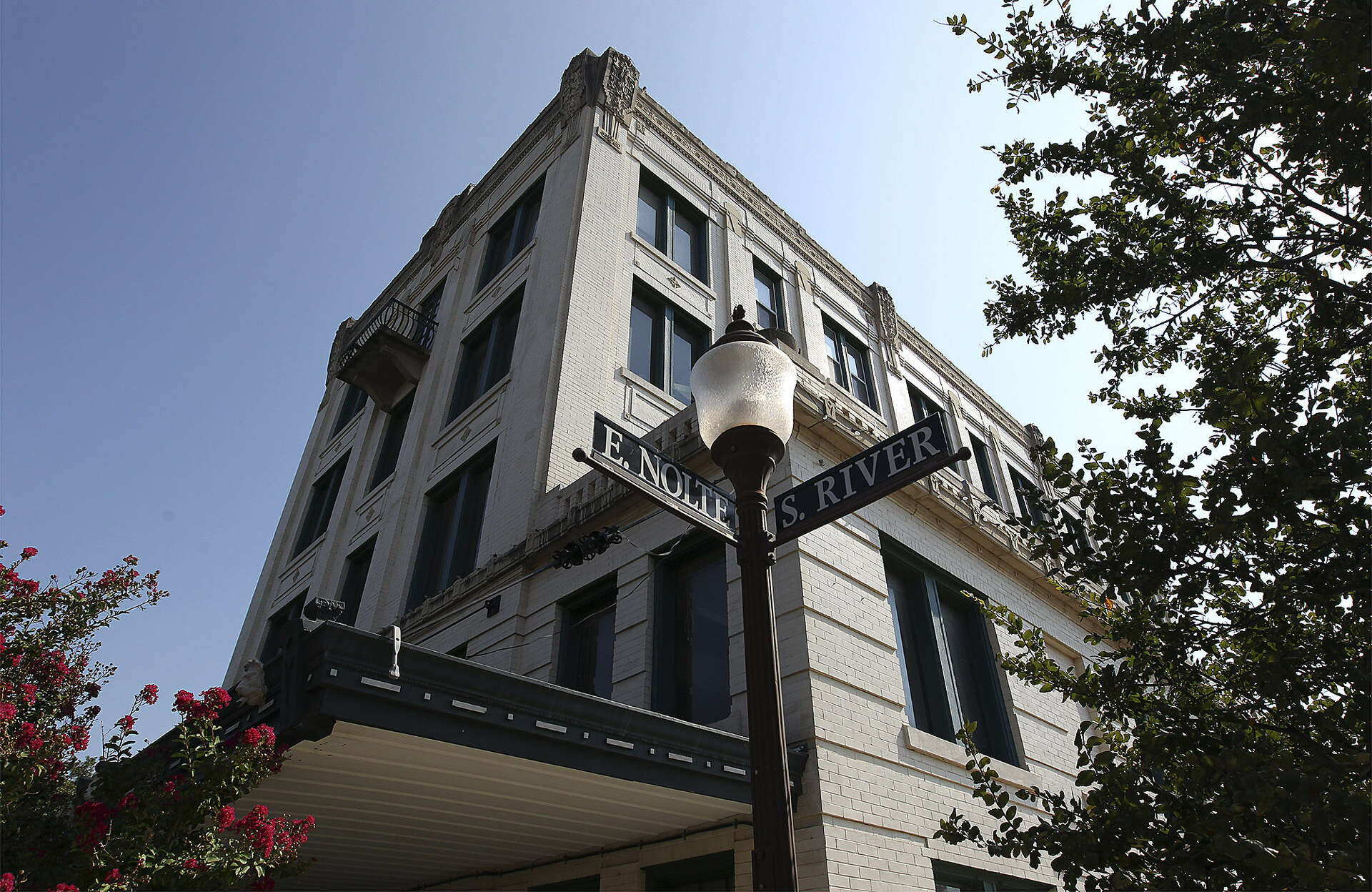 New use for historic Seguin hotel