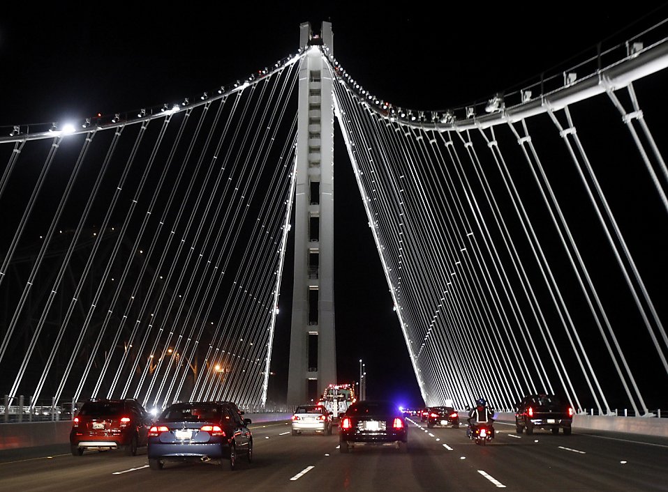 New Bay Bridge, same old traffic