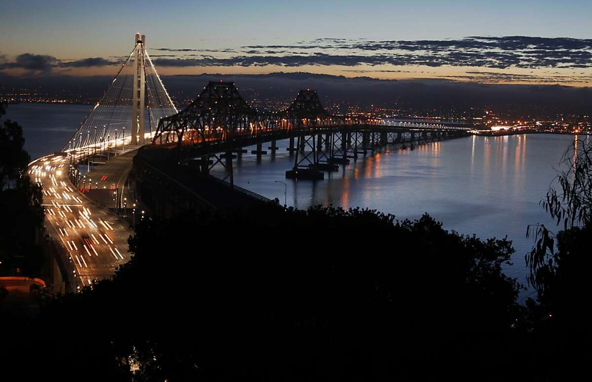 Bay Bridge bike, pedestrian path opens
