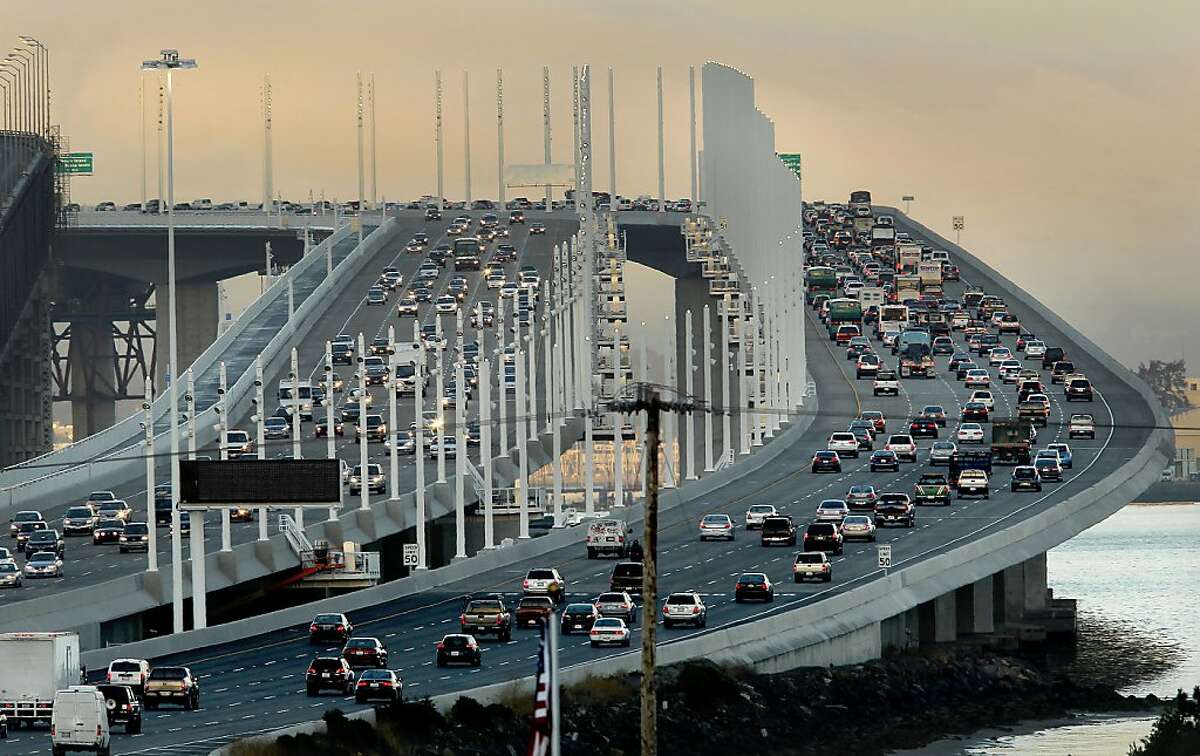 Bay Bridge bike, pedestrian path opens