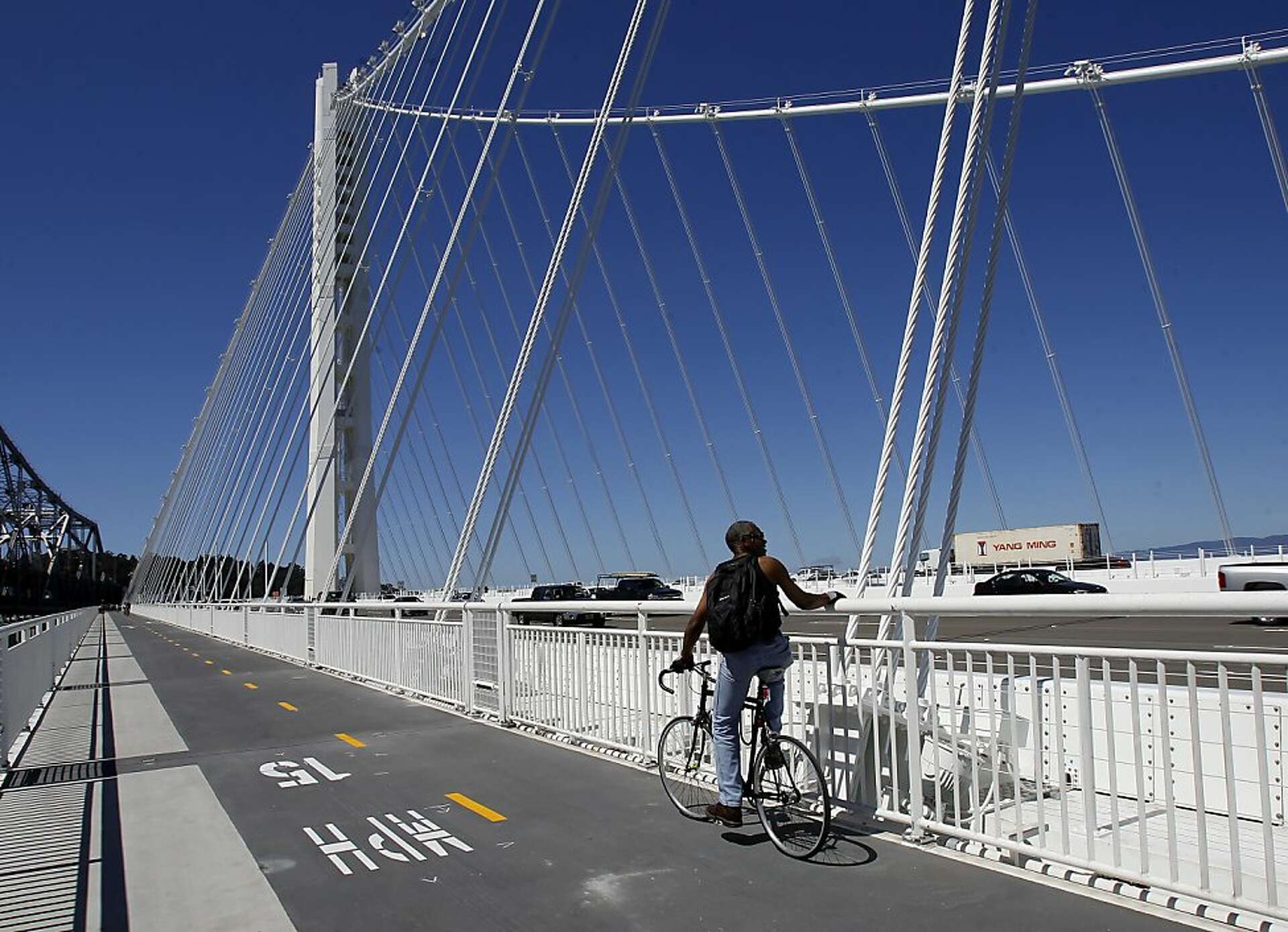 Bay Bridge's $9.4 million temporary bike path to be razed