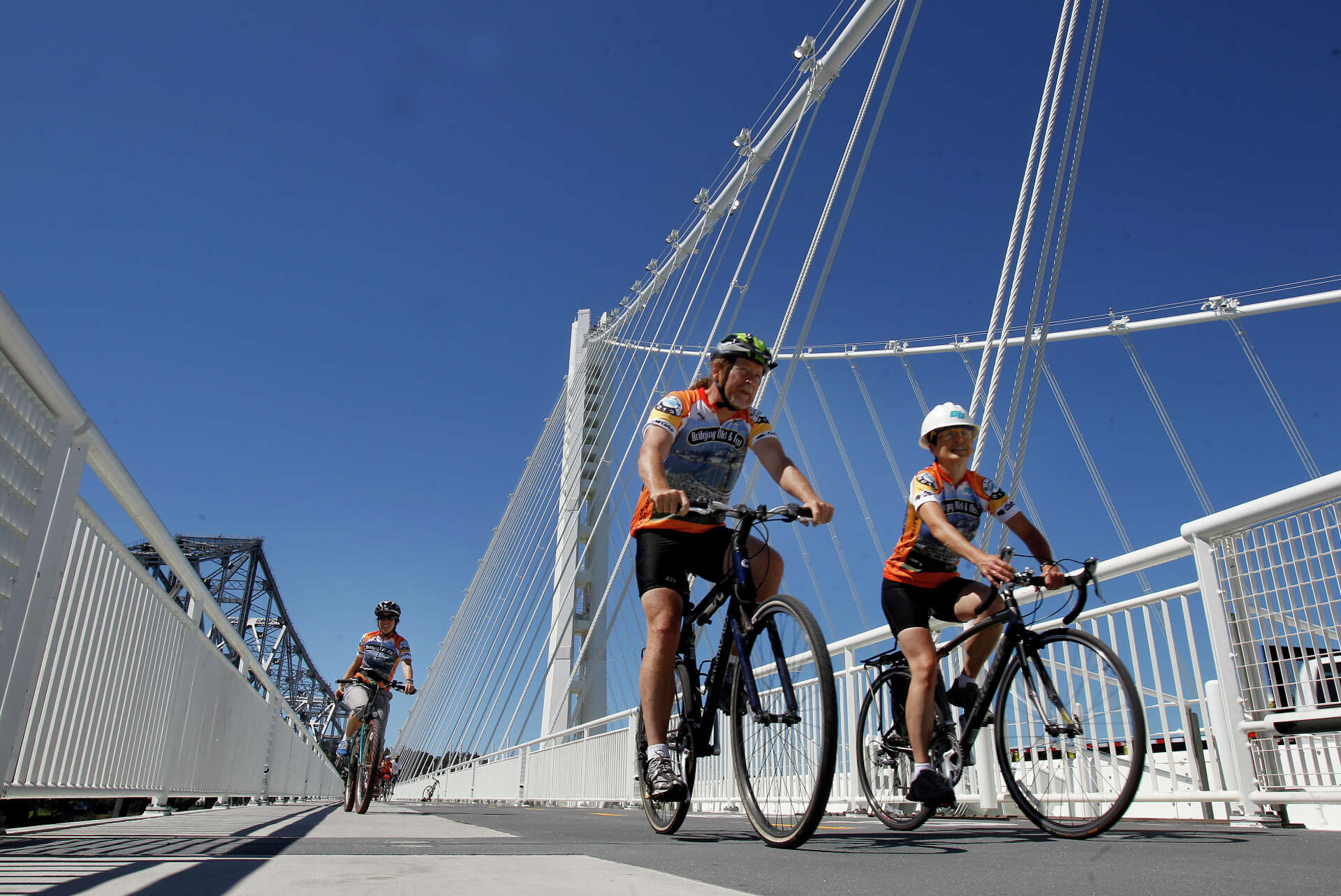 Bay Bridge's $9.4 million temporary bike path to be razed