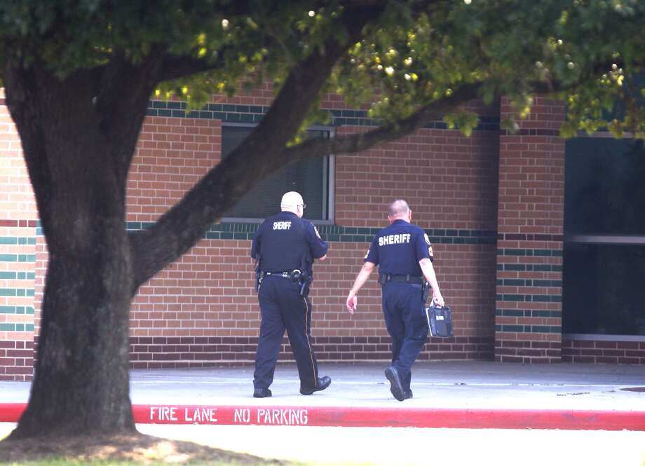 Stabbing at Spring HS - Chron