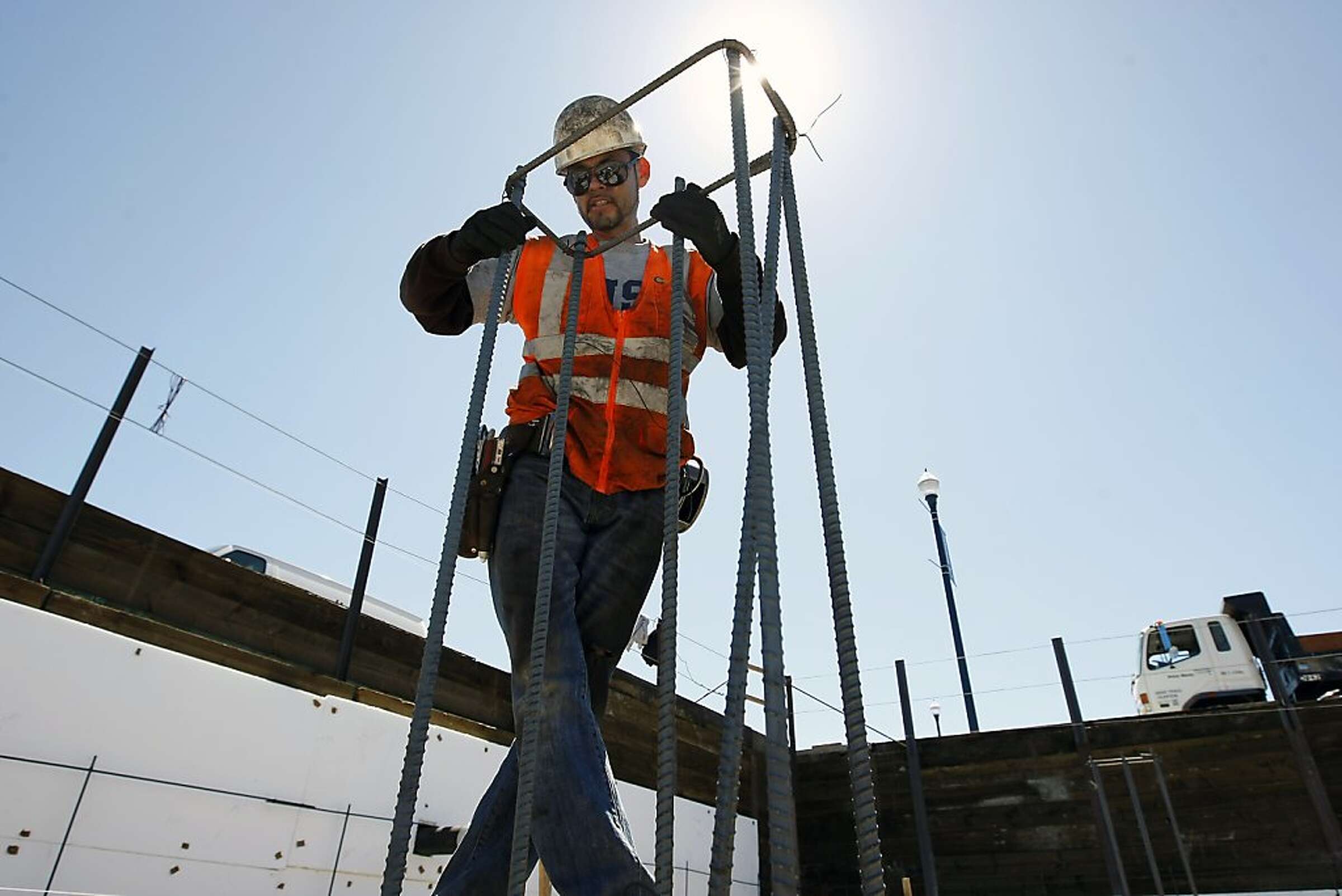 Neighborhood takes shape in Bayview-Hunters Point