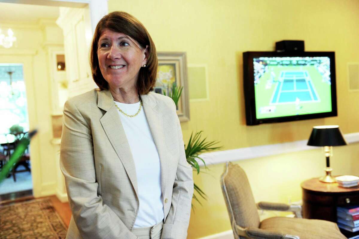 Old Greenwich home recovering from slow start on the market