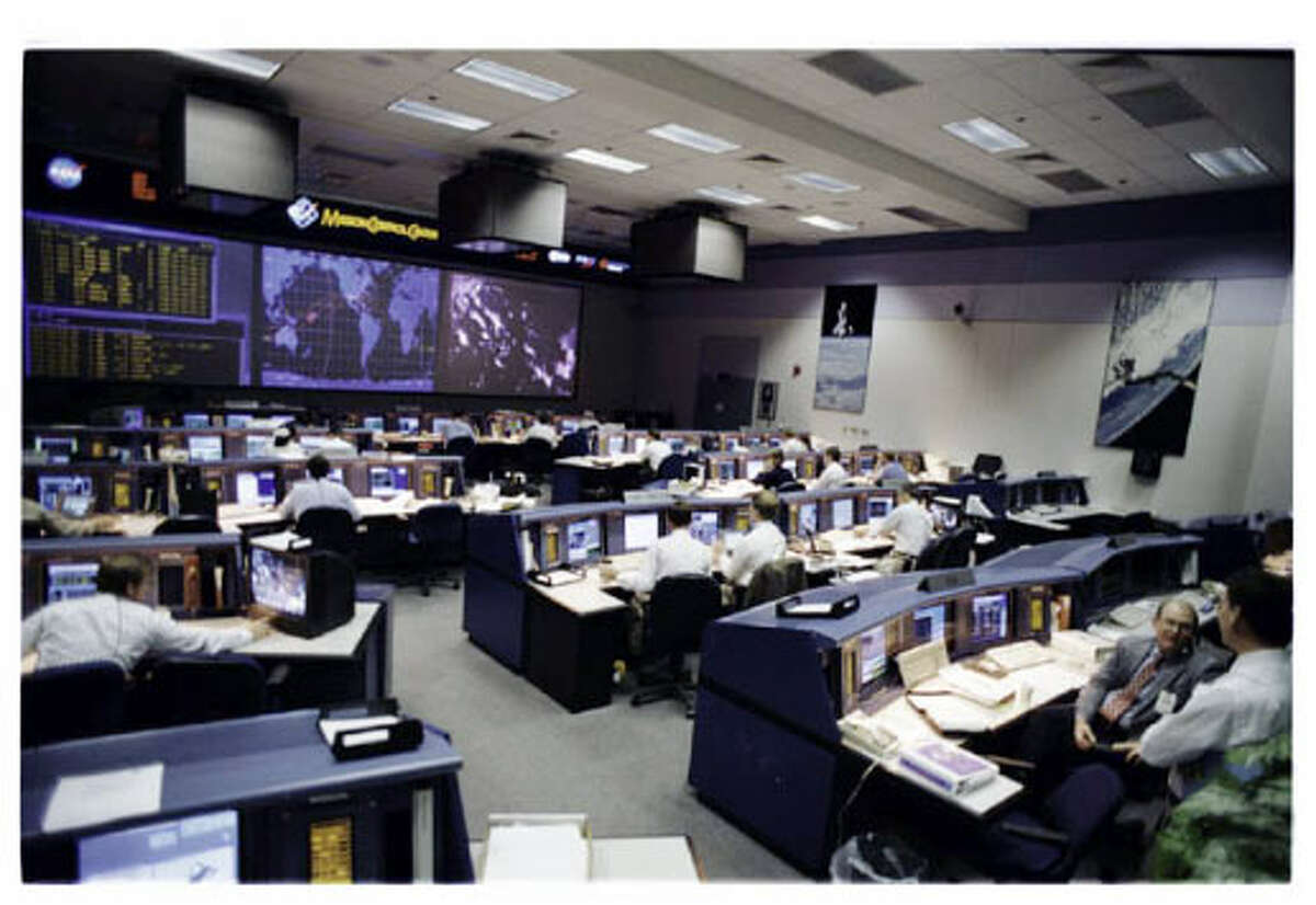Mission Control goes from metal boxes to flat screens in big redesign