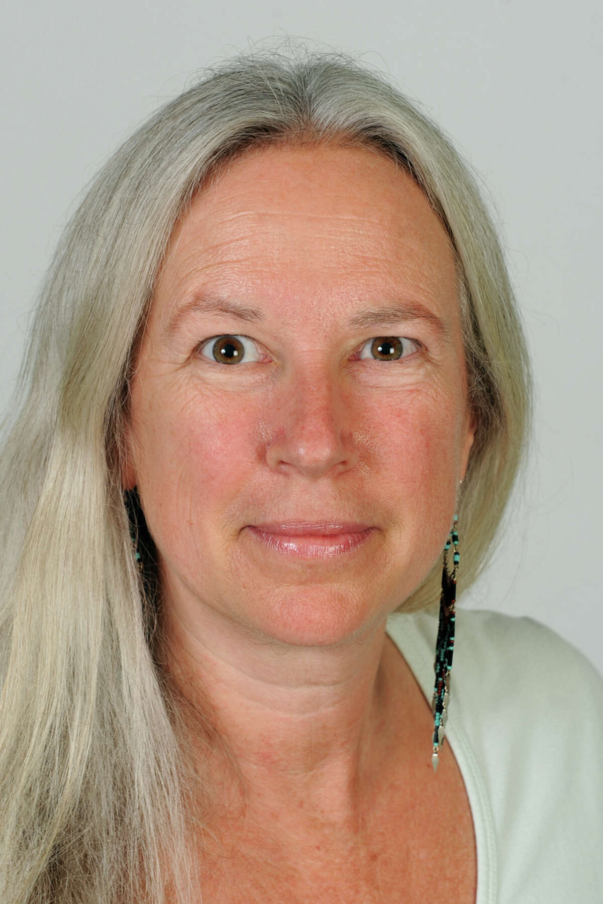 Party-endorsed council candidates fall